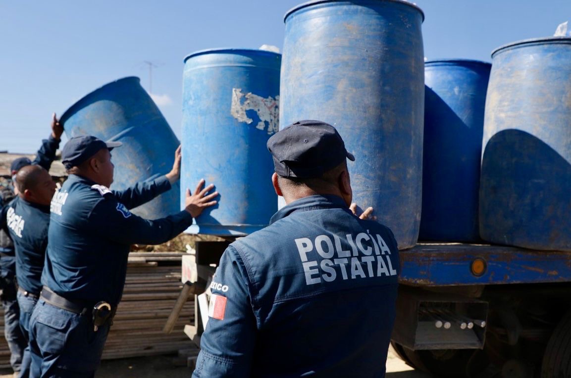 Decomisan más de 9 mil litros de hidrocarburo, drogas y vehículos en operativos en Tulancingo y ...